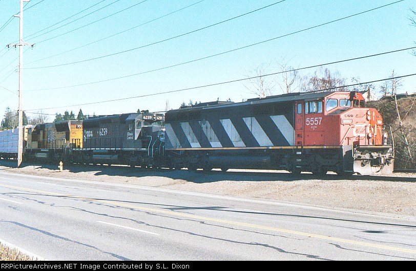 CN 5557 West @ Bayside